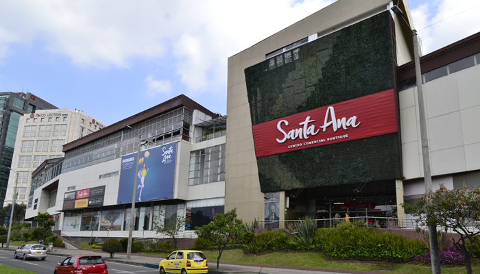 A Colombia llego en 2013 comprando los activos de Carrefour incluido ...